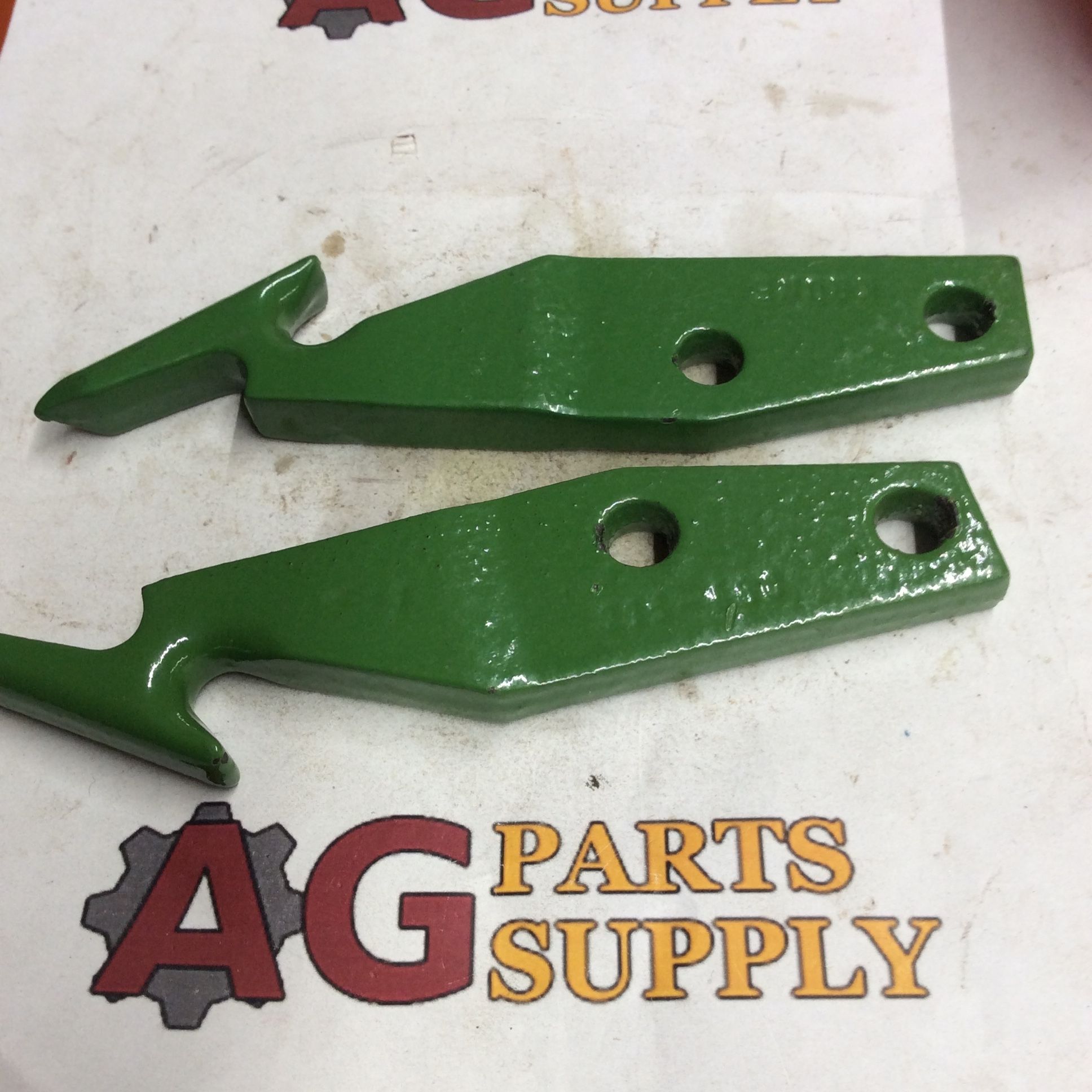 2758602 TWINE GUIDE - Ag Parts Supply